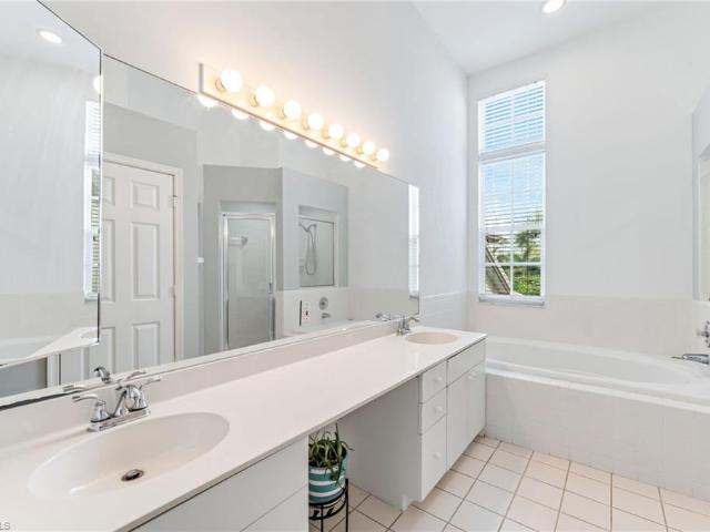7768 Gardner Dr, Unit 202, Naples, FL 34109 | MLS #226007