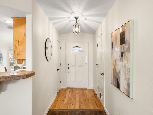 7769 W Estrella Dr