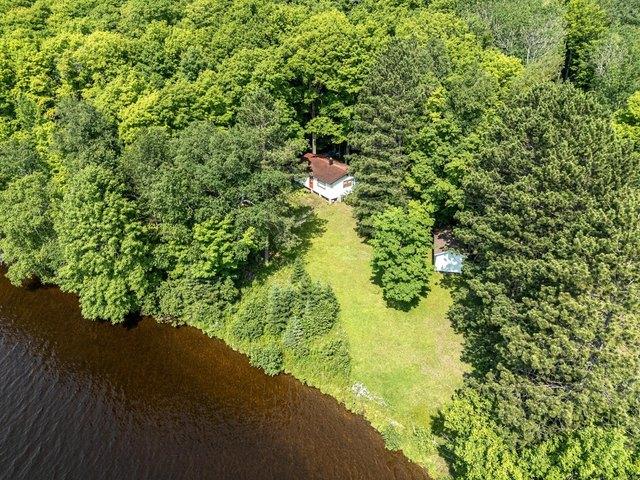 7760 Black Forest Rd, Winchester, WI 54557