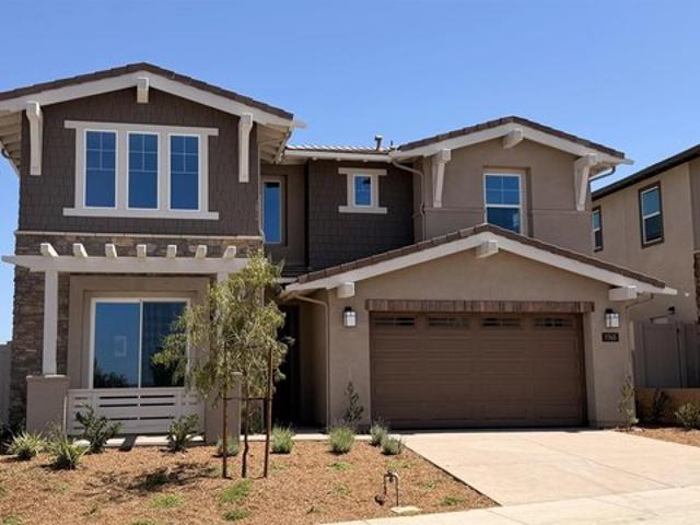 7760 La Mesa Summit Dr, La Mesa, CA 91941