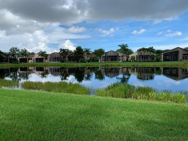 7760 Lighthouse Point Ln, Lake Worth, FL 33467