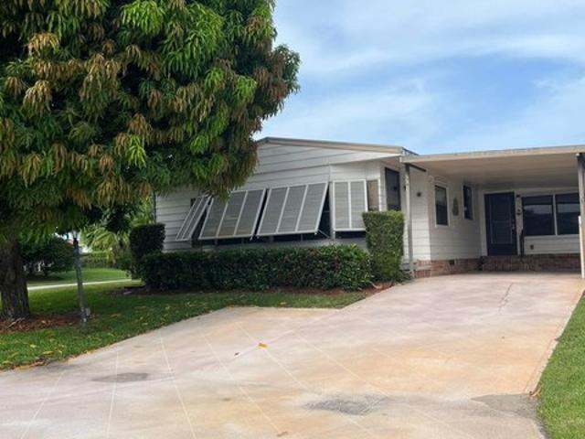 7761 SE Shenandoah Dr, Hobe Sound, FL 33455