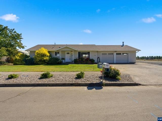 7762 45th Pl NE, Salem, OR 97305