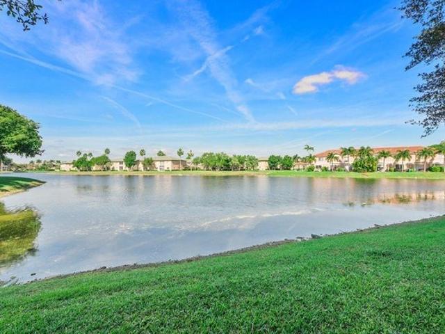 7763 Southampton Ter Apt 108, Tamarac, FL 33321