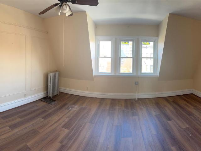 776 Hewitt Place
