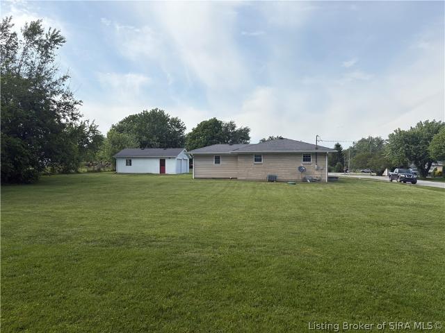 776 N Abbott Lane