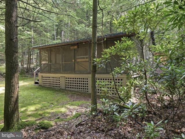 776 Perry Drive