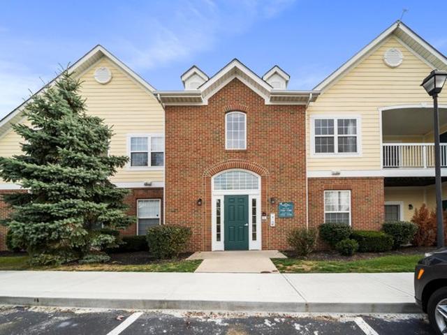 7774 Essex Gate Dr S, Dublin, OH 43016