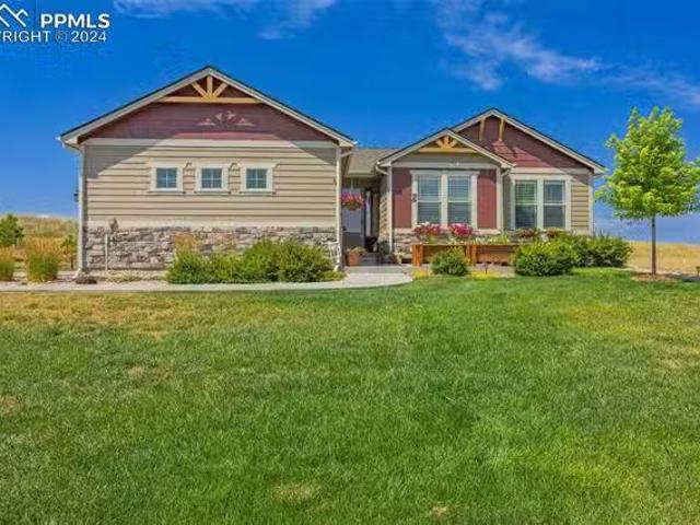 7771 TWO RIVERS CIR, PARKER, CO 80138 Single Family Residence.