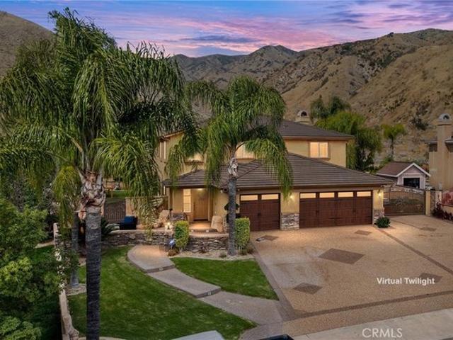 7773 LA Cresta St, Highland, CA 92346