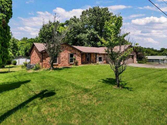 777 Helton Dr