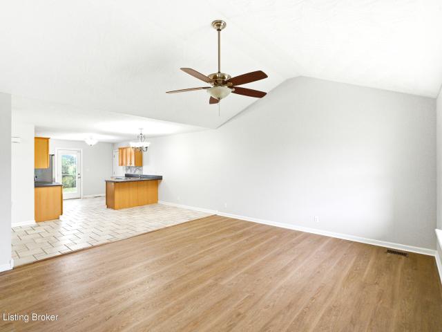 777 John Austin Ln