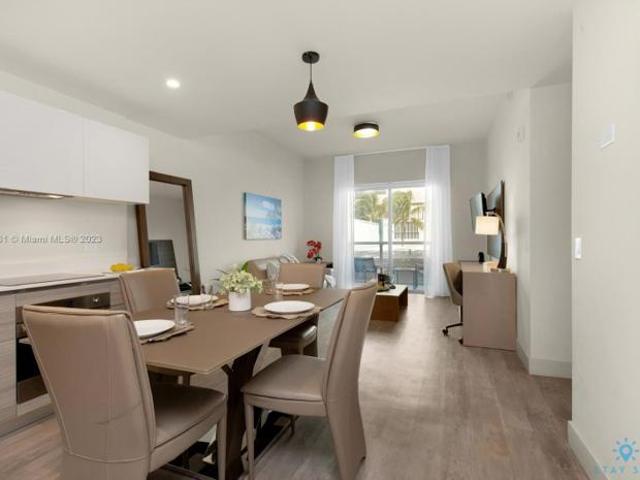 777 Ocean Dr N #N202, Hollywood, FL 33019