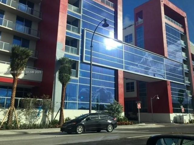 777 Ocean Dr N #N333, Hollywood, FL 33019