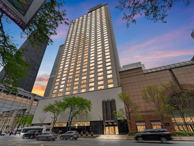 777 N Michigan Ave Apt 2105, Chicago, IL 60611