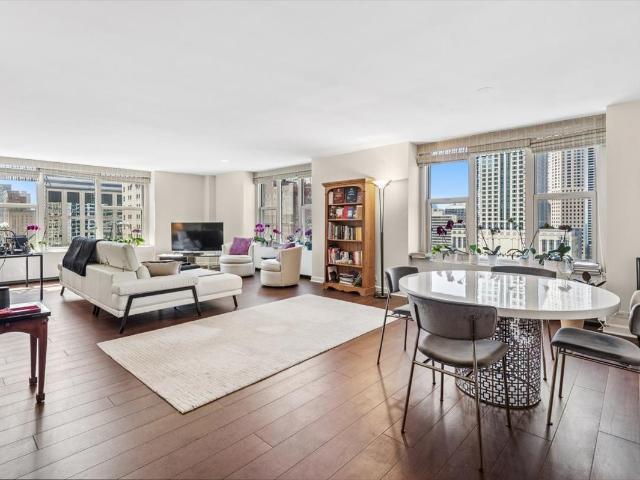 777 N Michigan Avenue # 1801