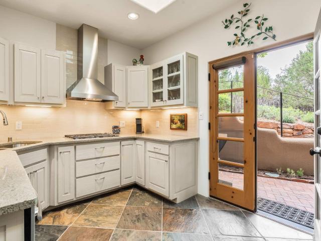 777 Paseo Cresta