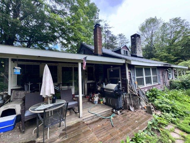 777 Truesdale Hill Rd, Lake George, NY 12845