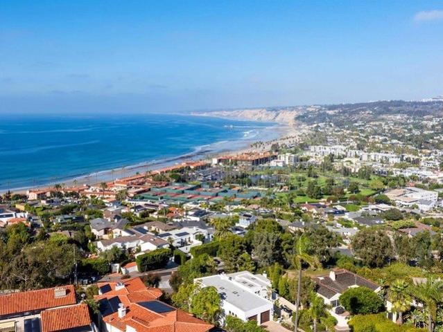 7784 Lookout Dr, La Jolla, CA 92037
