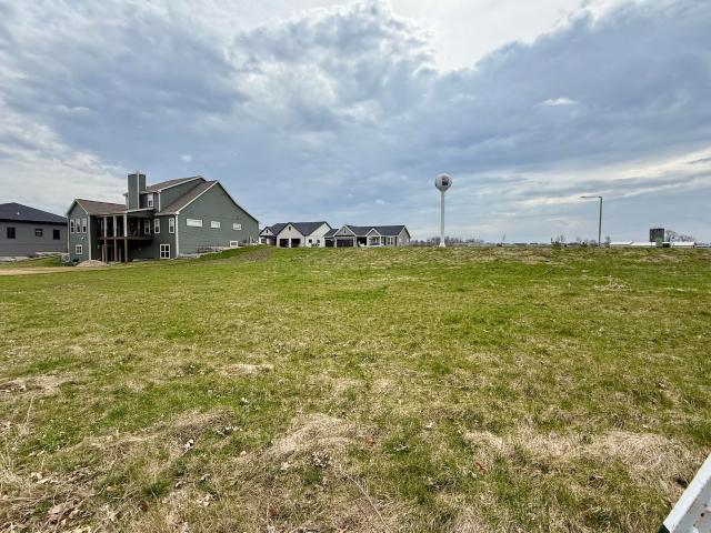 7786 Bluestem Trail