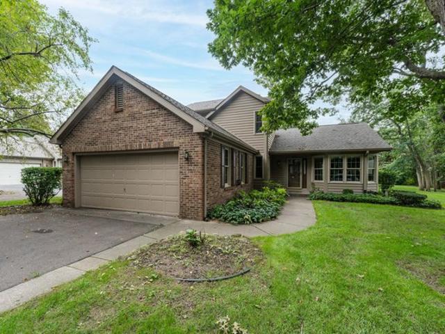 7786 W St Andrews Cir, Portage, MI 49024
