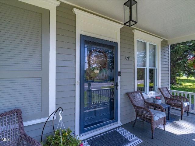 778 Charlton Road