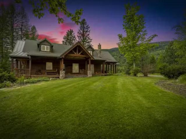 778 B ST, SANDPOINT, ID 83864 Single Family Residence For Sale.