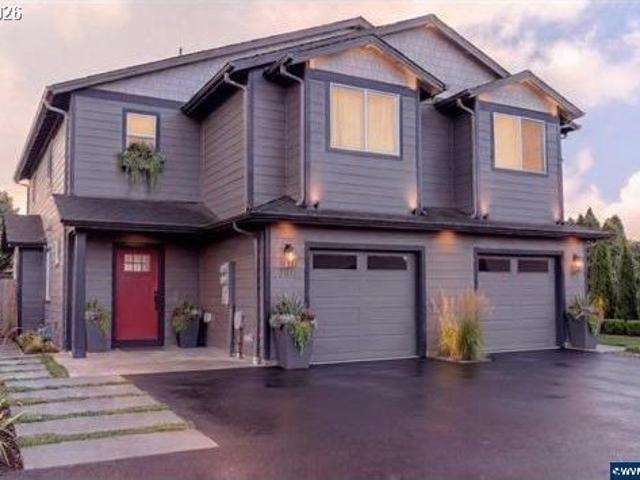 778 E Jefferson St, Stayton, OR 97383
