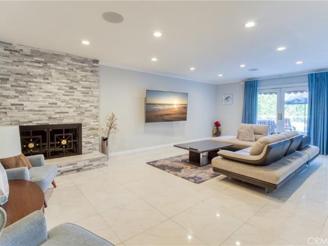 7796 Skyhill Dr, Los Angeles, CA 90068 | MLS #26858
