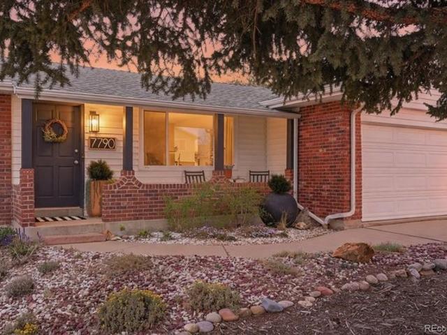 7790 S Harlan Way, Littleton, CO 80128