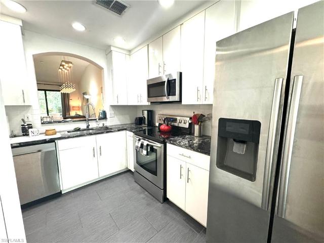 7790 Woodbrook Cir, Unit 2603, Naples, FL 34104 | MLS #225077