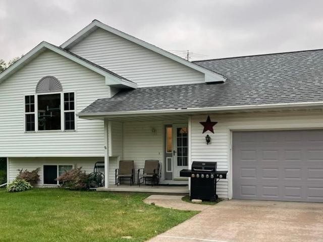 7791 Saindon Rd, Sobieski, WI 54171