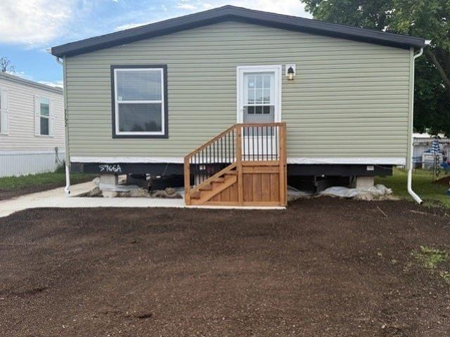 7792 Kimberly Dr, Newport, MI 48166