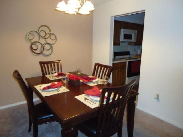 $779 / 1br 950ft² MUST SEE TO BELIEVE HUGH 1X1 GIGANTIC CLOSETS GATED PRIVATE PARKING Plantations at Hillcrest map