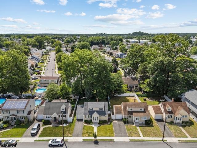779 Hemlock Rd