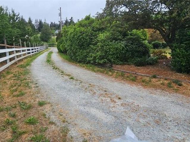 779 Old Willow Ln, Camano Island, WA 98282
