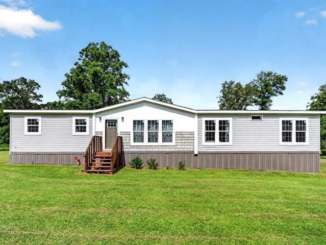 779 Osborn Moody Rd, Poplarville, MS 39470