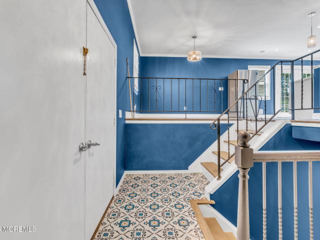 779 Lexington Drive