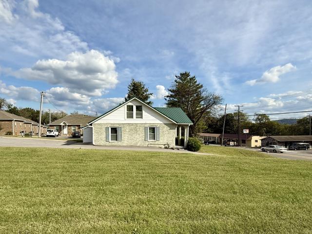 779 McMurry Blvd E