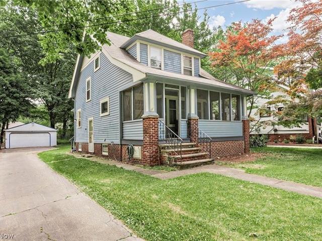 779 Woodview Rd, Cleveland Heights, OH 44121