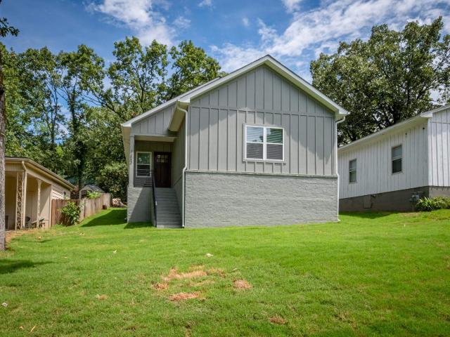 7804 Iowa Drive