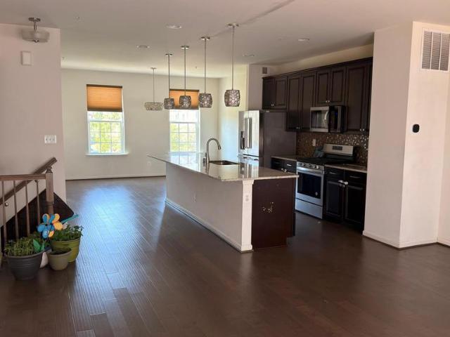 7804 Richard Halley Way
