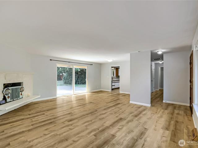 7804 57th Drive NE
