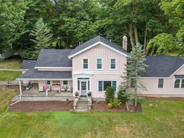 7805 Hicks Rd, Baldwinsville, NY 13027