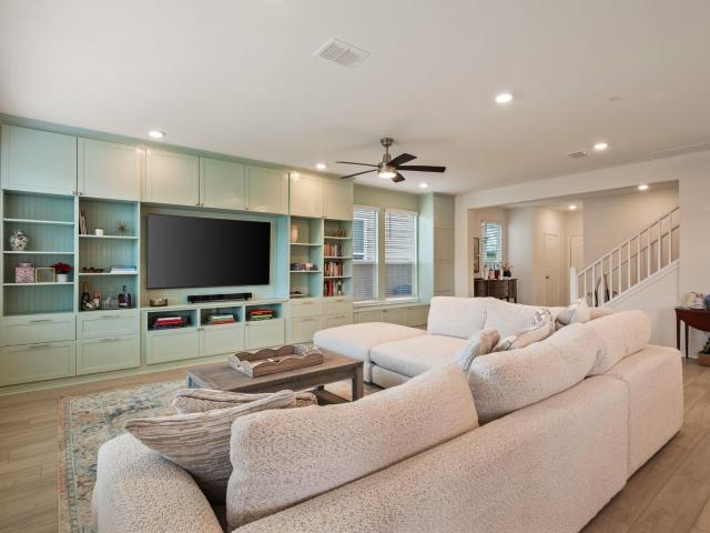 7805 House Finch Dr