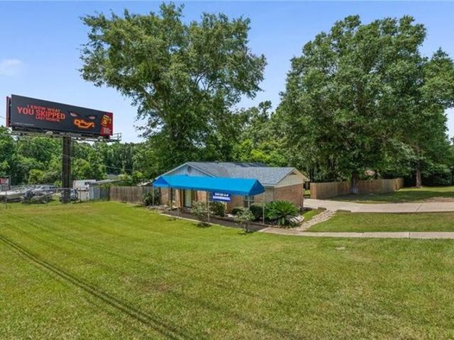 7805 Terry Dr, Mobile, AL 36695