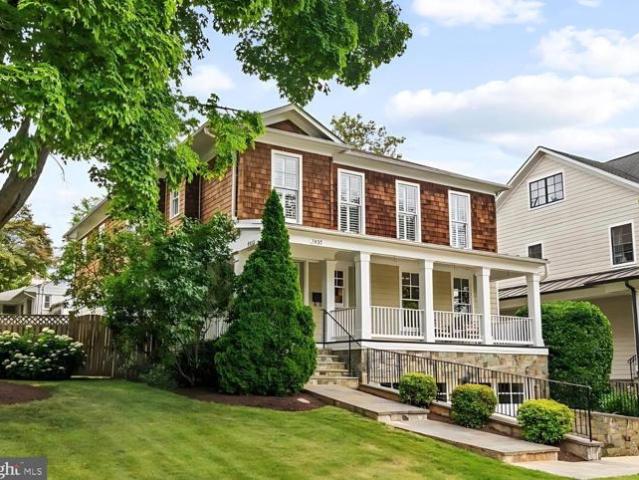 7805 Westfield Dr, Bethesda, MD 20817