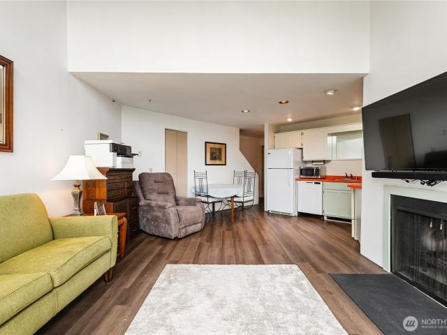 7806 Birch Bay Drive # 910