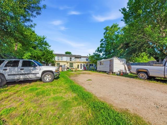 7807 Melrose St, Houston, TX 77022