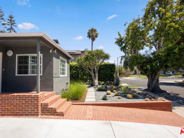 7807 Breen Avenue